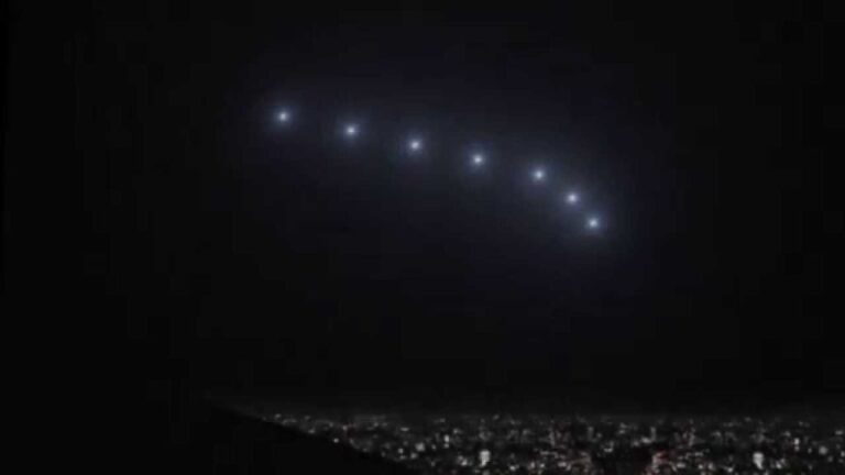 Phoenix Lights Explained: UFO Mystery of 1997 | Droogger